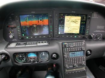 Livraison des premiers Cirrus SR22-G3/R9 - Aerobuzz