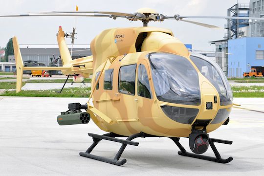 Première pour l’hélicoptère militaire EC645 à Eurosatory 2010 - Aerobuzz