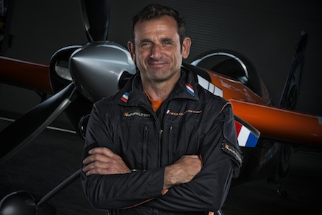 Ivanoff en pleine préparation du championnat 2014 Red Bull Air Race ...