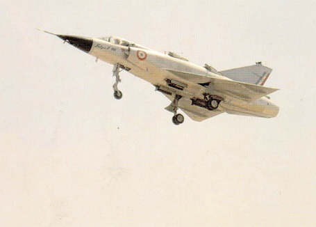 Henri Matthews livre sa monographie du Dassault Balzac V - Aerobuzz ...