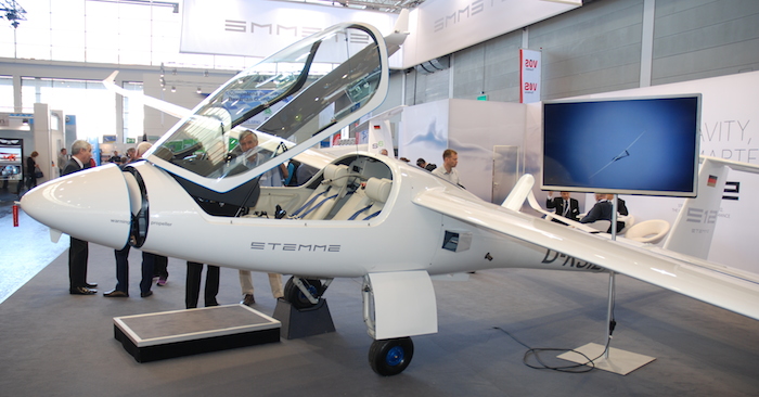 Stemme présente le S12 - Aerobuzz
