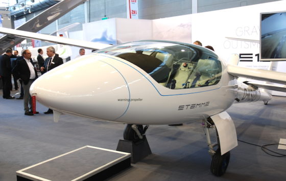 Stemme présente le S12 - Aerobuzz