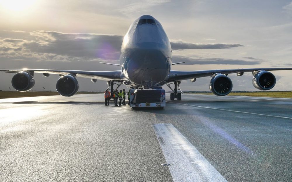 CDG Express fait-il le poids face au Boeing 747-8F ? - Aerobuzz