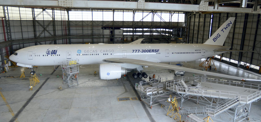 IAI débute la transformation d'un Boeing 777-300ER en cargo - Aerobuzz