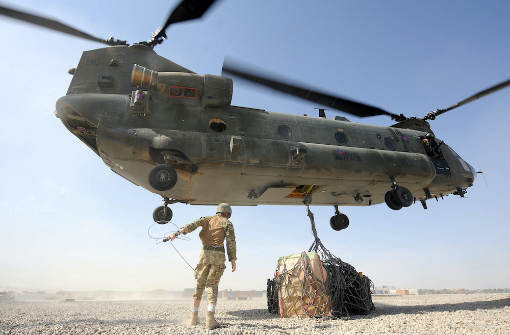 La Grande-Bretagne confirme l’achat de 14 Chinook block II - Aerobuzz