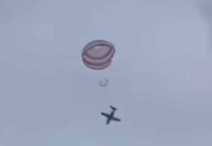 Deuxième déclenchement du parachute de secours d'un jet Cirrus SF50 ...