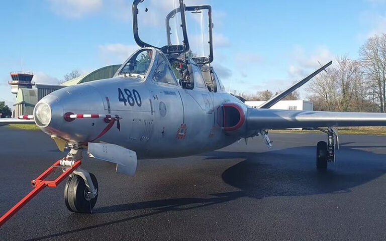 Crash d’un Fouga Magister près de Melun - Aerobuzz : Aerobuzz