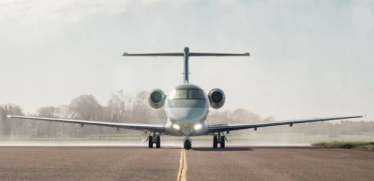 La Marine reçoit son premier Pilatus PC-24 - Aerobuzz
